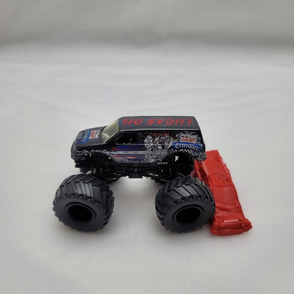 Hot Wheels Monster Jam Crusader Lucas Oil With Crusha… - Gem